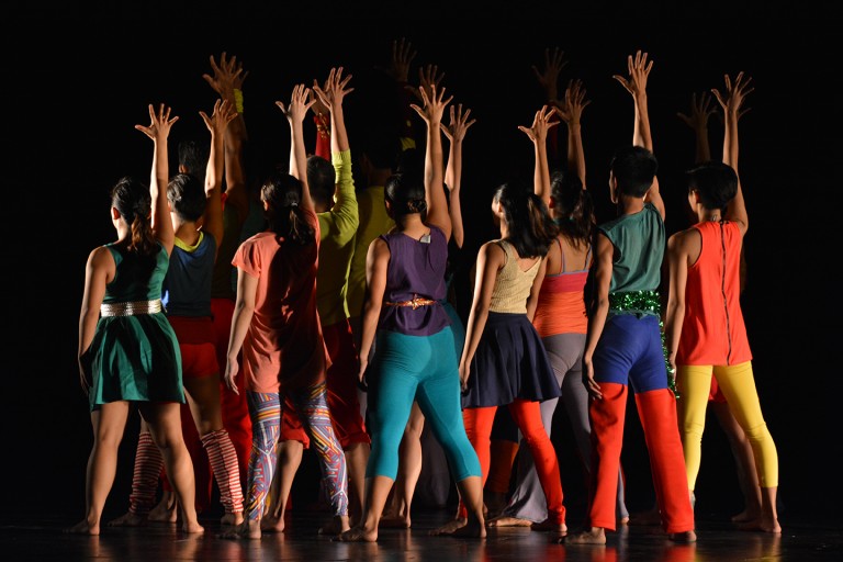 Tanglaw: The UP Filipiniana Dance Group concert - University of the ...