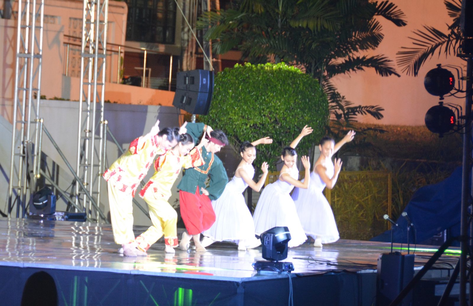 Jubilant beginning - University of the Philippines Diliman