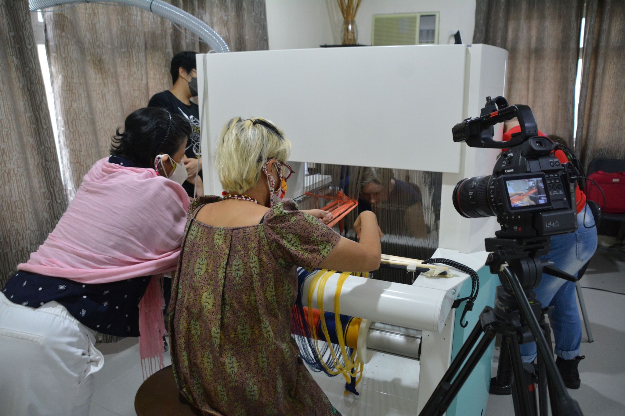 CHE concludes 3-day digital weaving workshop - University of the ...